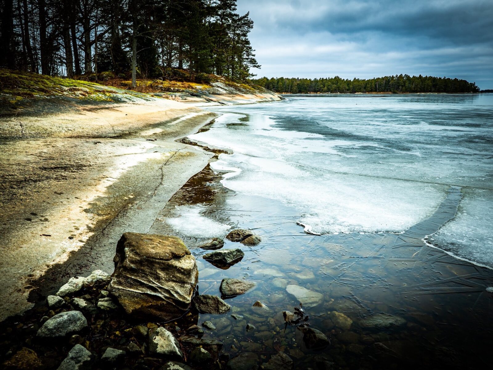 Explore Hiking Sections of the Stockholm Archipelago Trail